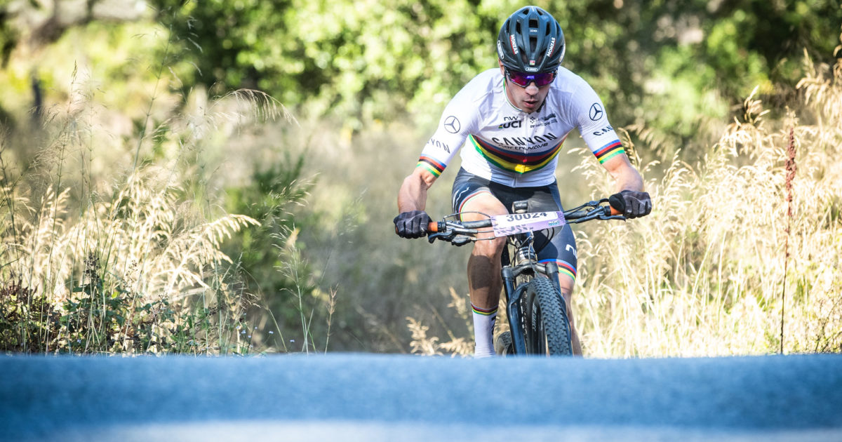 Roc Marathon 2021: Seewald gedragen door de regenboogtrui ⋆ Vojo