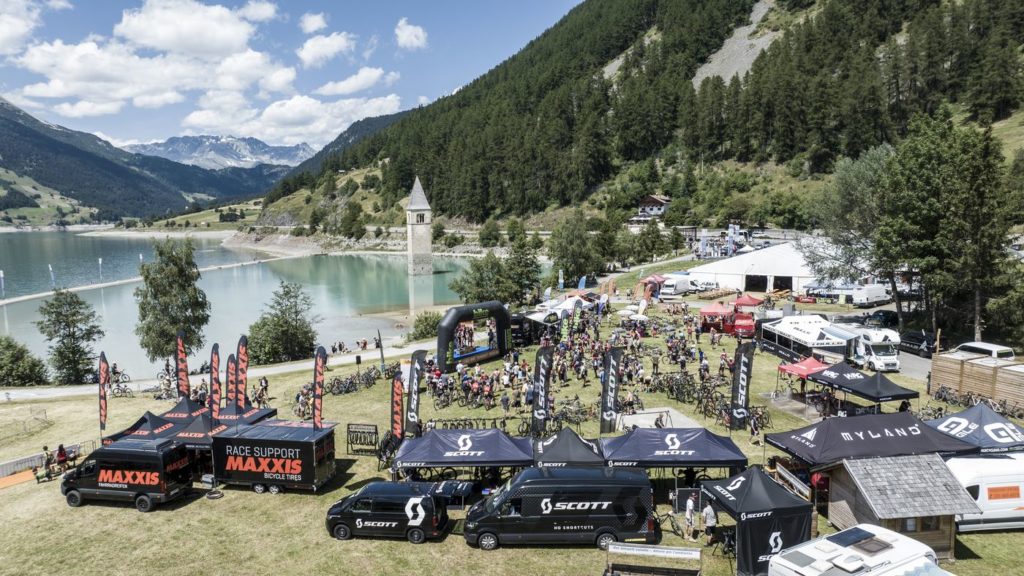 Frans Claes begint met ritwinst aan Bike Transalp - Vojo Magazine