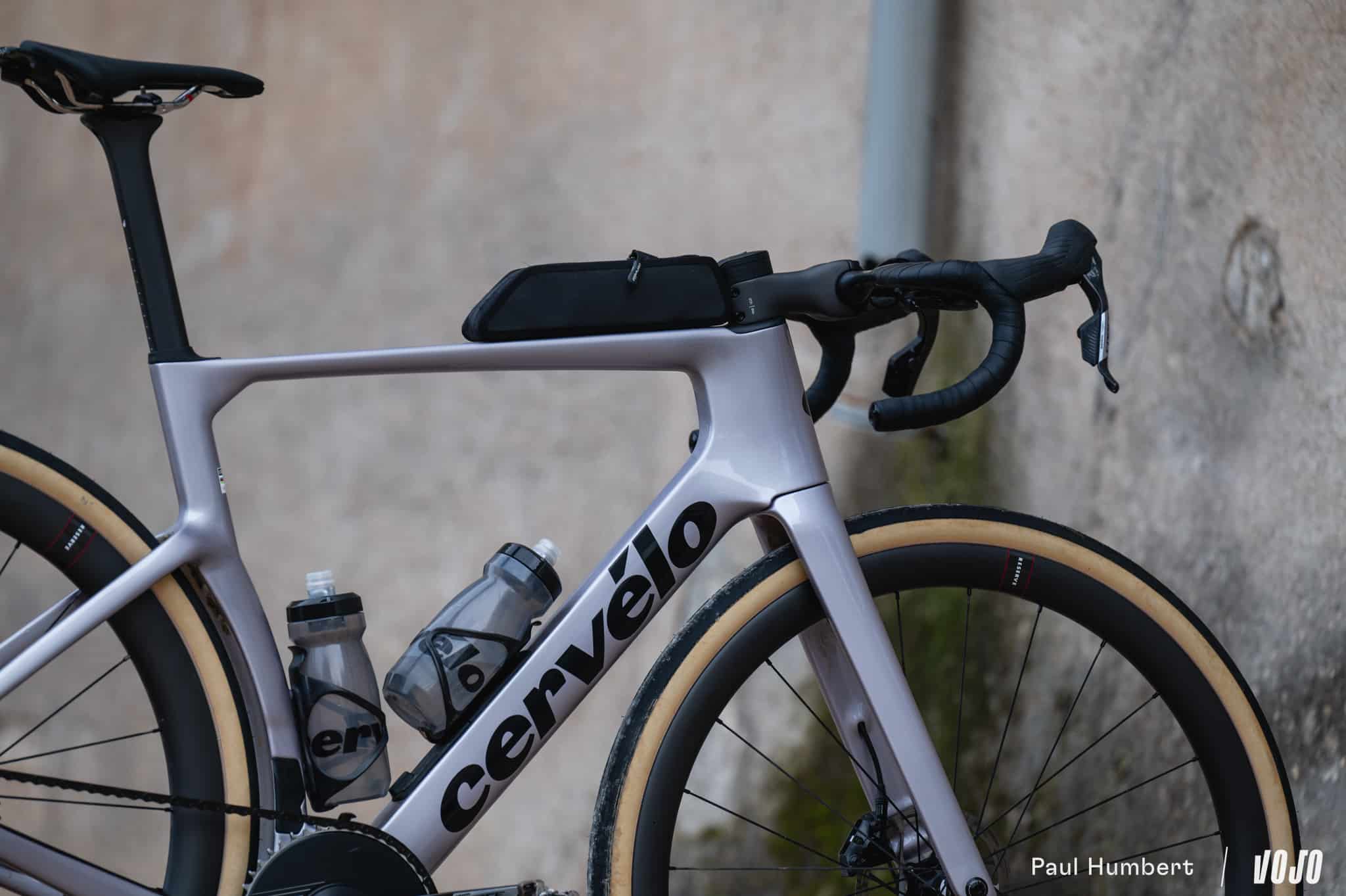 Test nieuw | Cervélo Áspero-5: een aero-gravelbike om door de lucht te ...